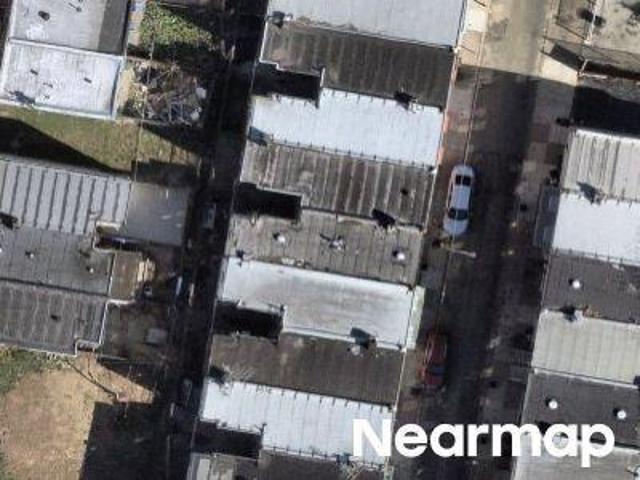 N Napa St