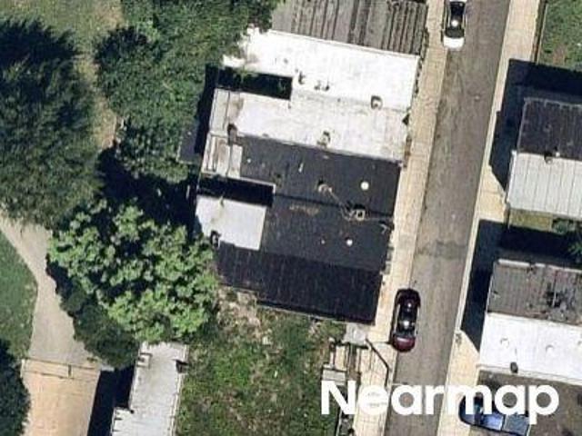 N Napa St