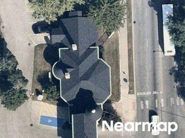 N Narragansett Ave