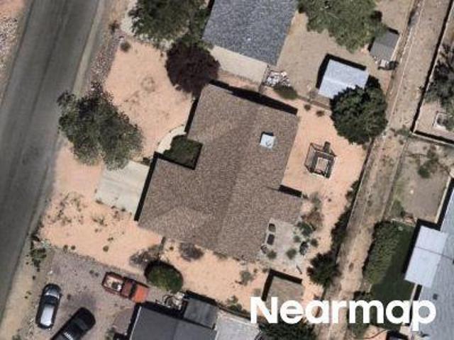 N Needles Dr