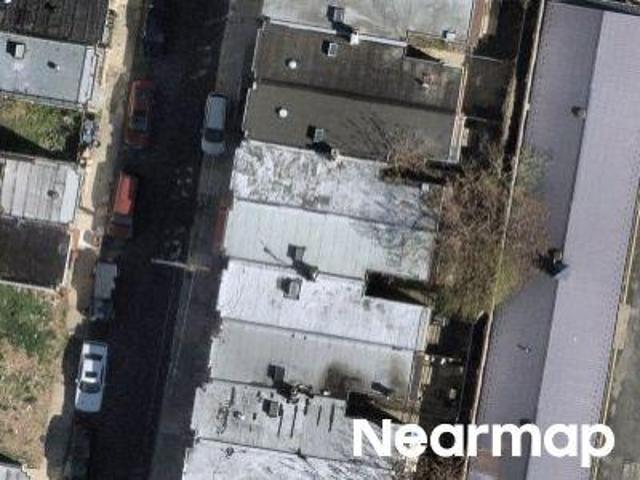 N Newkirk St