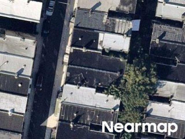 N Newkirk St
