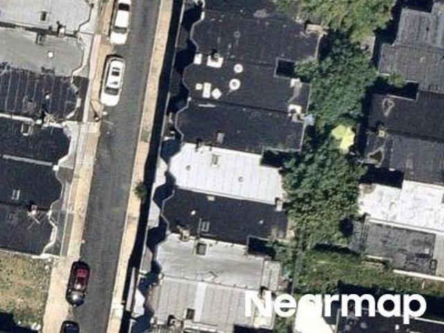 N Newkirk St
