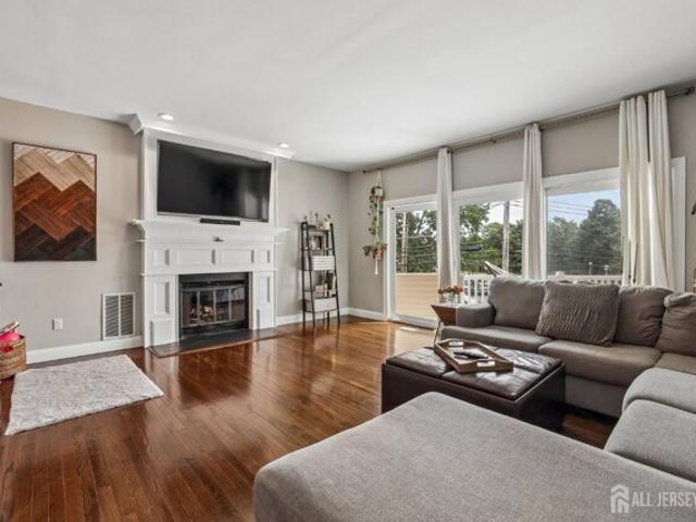 N Newport Ct, Long Branch, Home For Sale