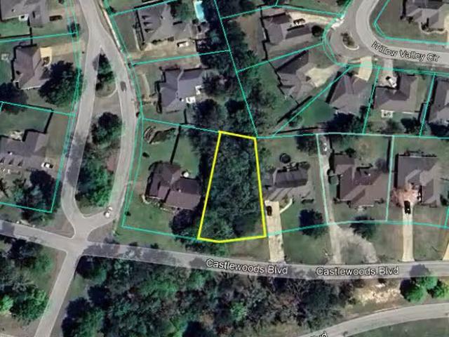 n O CASTLEWOODS BLVD, BRANDON, MS 39047 Single Family Residenc.