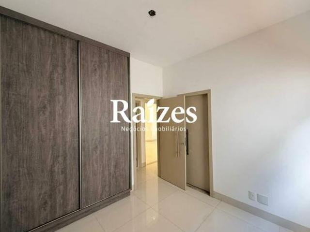 NÃO DIVULGAR NOS PORTAIS Casa residencial à venda em Uberlândia Novo Mundo | 4 quartos, 2 vagas