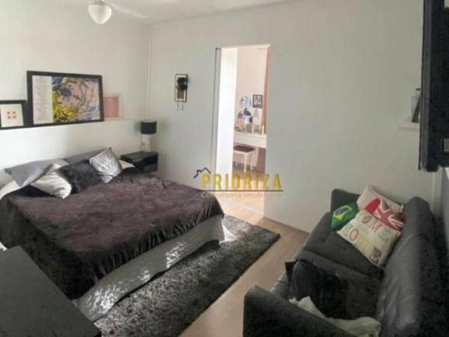 Não perca essa oportunidade! Linda Casa com 3 dormitórios à venda, 210 m² por R$ 954.000 Condomíni