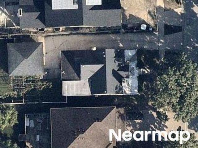N Oaklawn Ave
