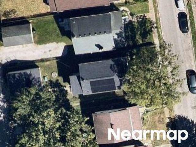 N Oakley Ave