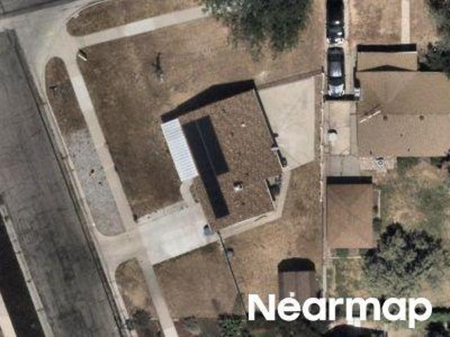 N Oakley St