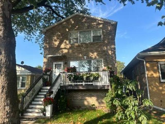 N Olcott Ave
