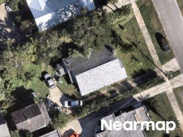 N Oleander Ave