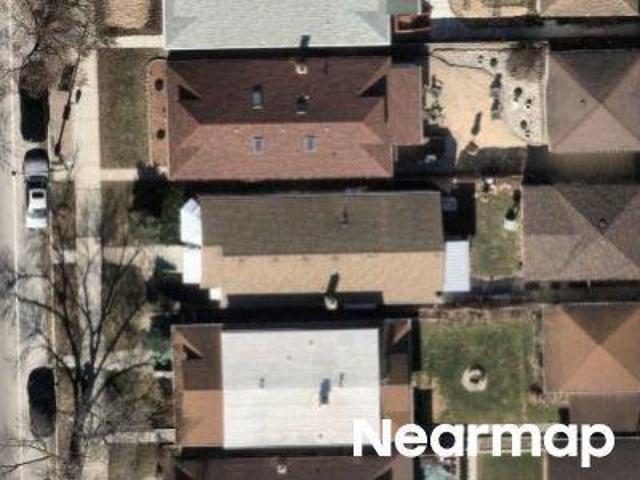 N Austin Ave
