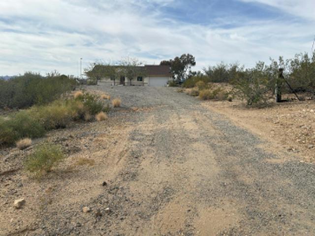 N Avra Rd