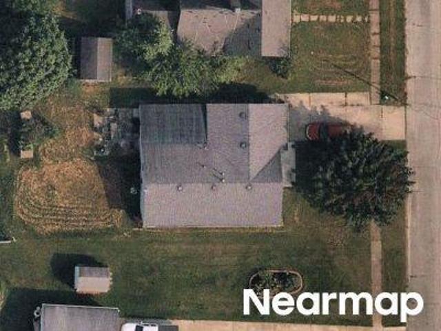 N Abigail St