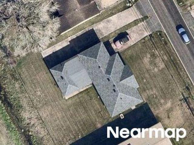 N Airline Ave