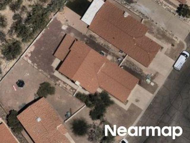 N Albatross Dr
