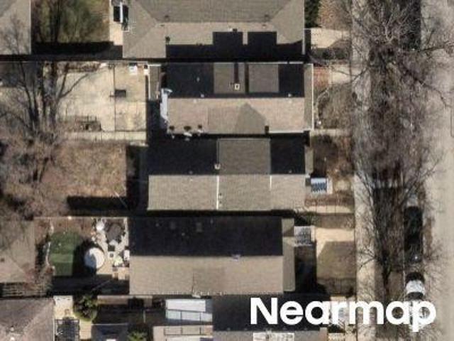 N Albany Ave