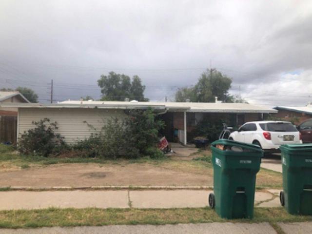 N Alicia Ave