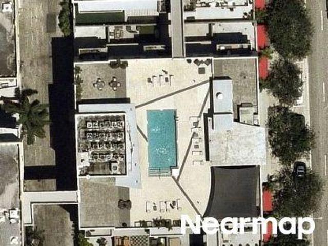 N Andrews Ave Apt 403