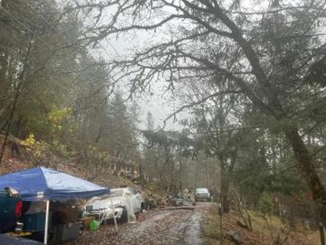 N Applegate Rd