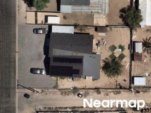 N Arbor Ave
