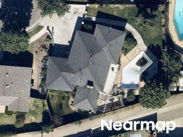 N Ashford Pl