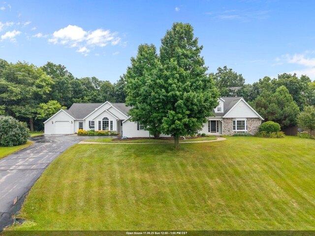 N Buena Vista Dr, Fond Du Lac, Home For Sale