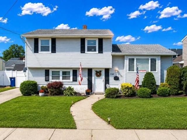 N Burghley Ave, Ventnor, Home For Sale