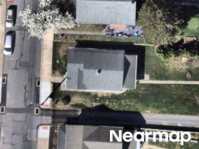 N Barbara St