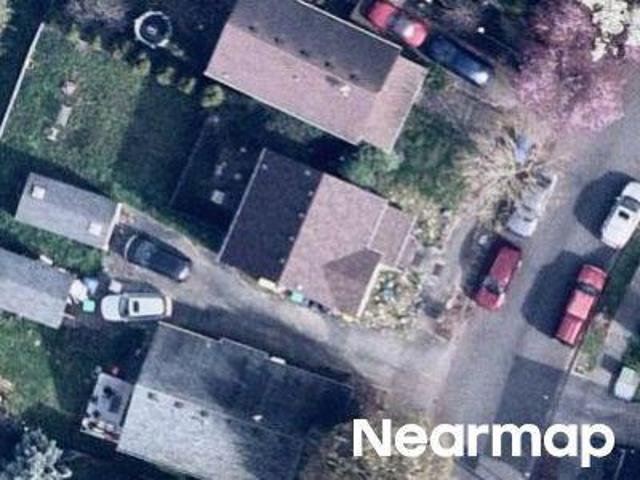 N Barr Ave