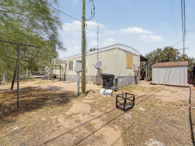 N Begonia St