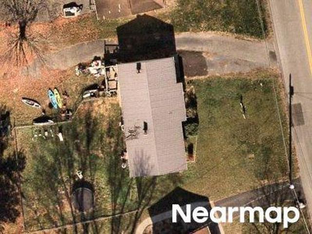 N Bel Air Dr SW