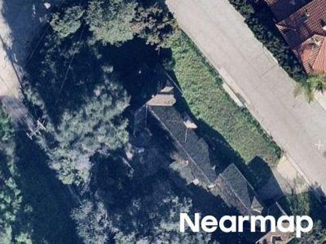 N Beverly Dr