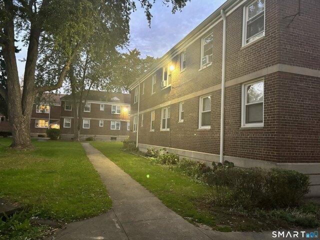 N Bishop Ave Apt,bridgeport, Condo For Sale