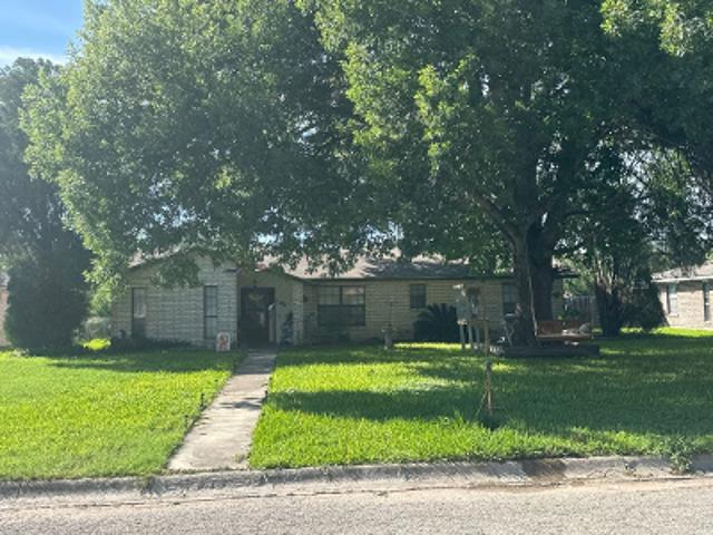 N Bluebonnet Dr
