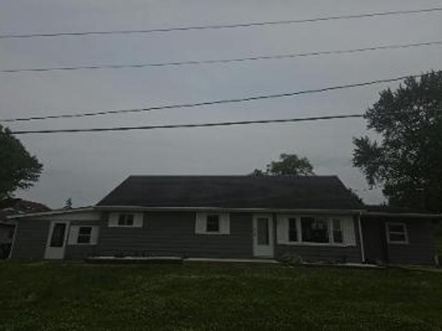 N Bluff St
