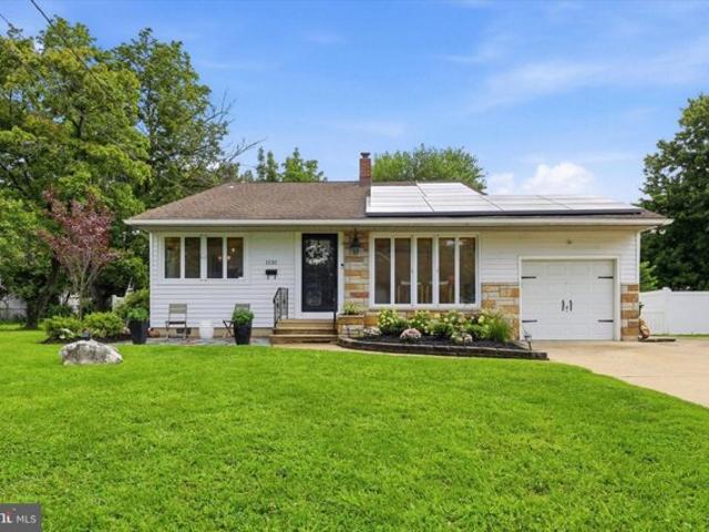 N Bowling Green Dr, Cherry Hill, Home For Sale