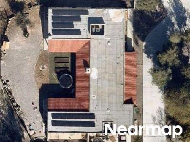 N Bronco St