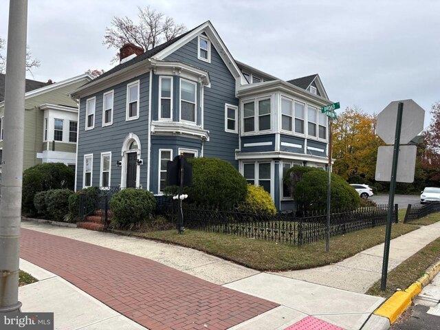 N Broad St, Woodbury, Home For Sale