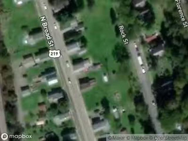 N Broad St
