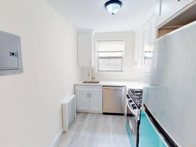 N Broadway Apt B, White Plains, Property For Sale