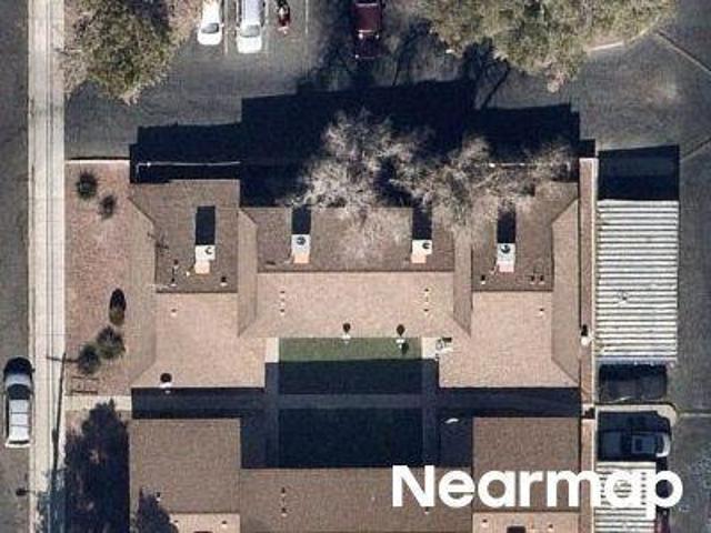 N Bruce St