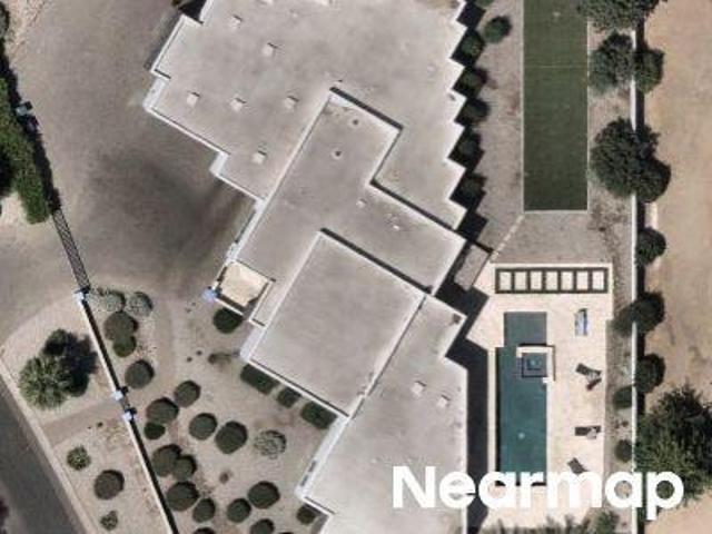 N Camelback Manor Dr