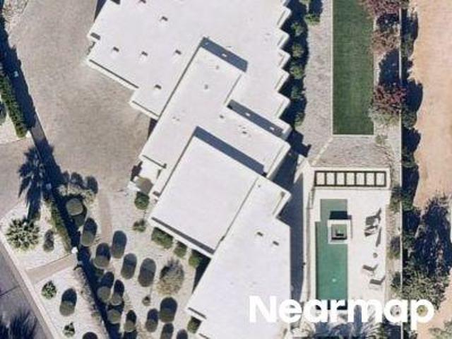 N Camelback Manor Dr