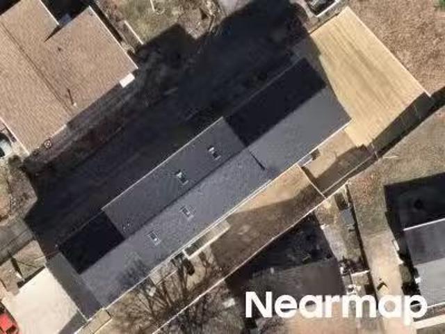 N Cameron St