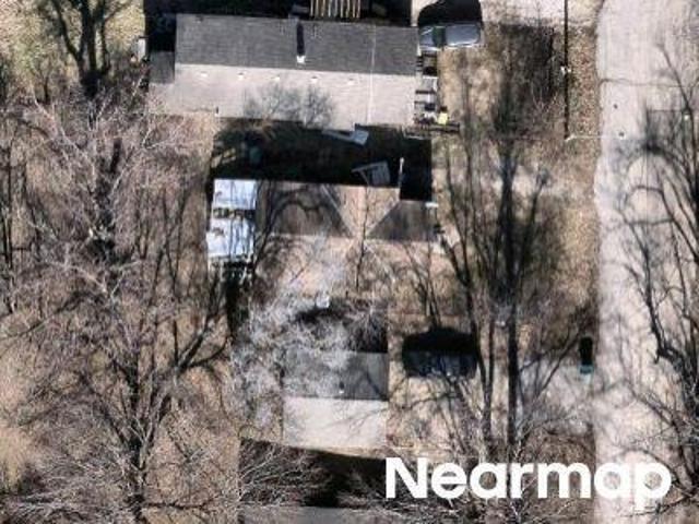 N Cedar Ave