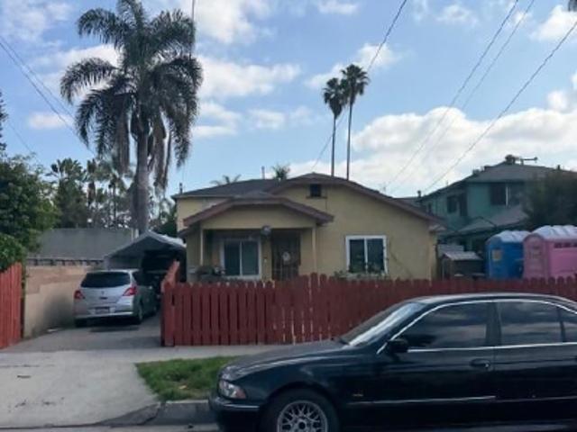 N Cedar Ave Apt C