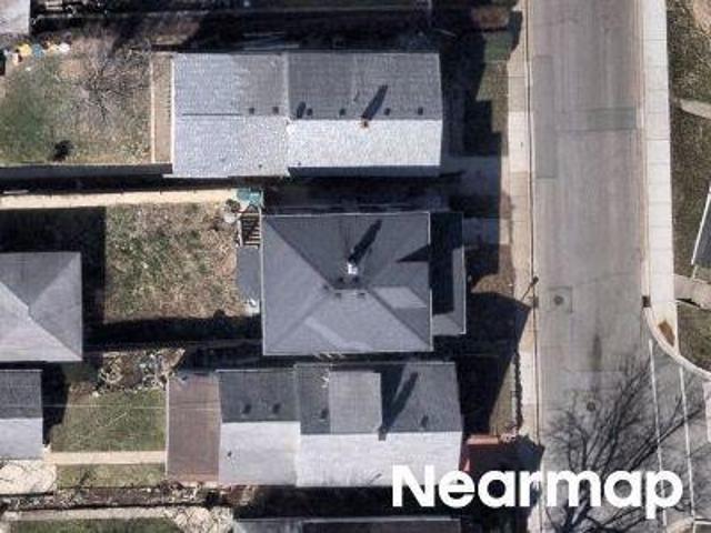 N Center St