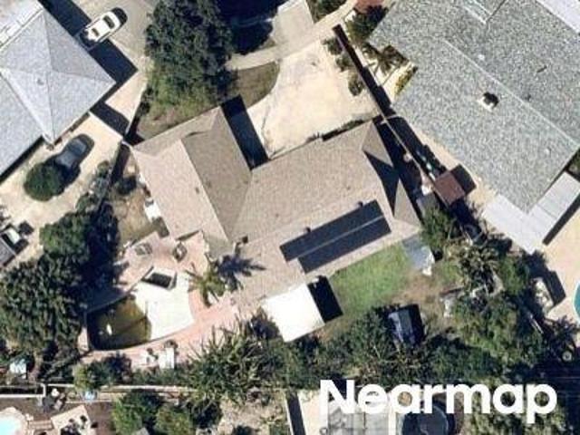 N Chantilly St